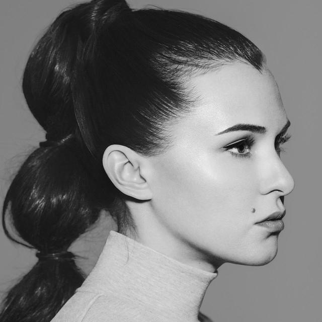 Amba Shepherd Apollo